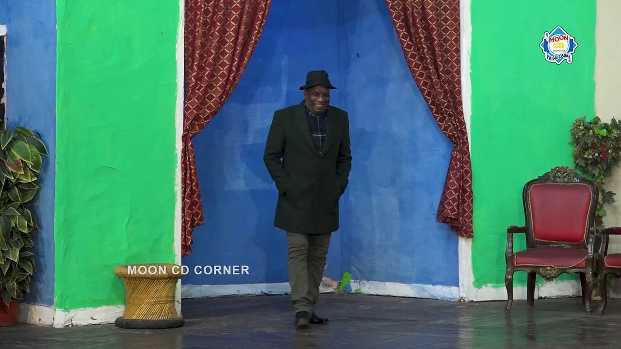 Agha Majid and Feroza Ali _ Amanat Chan _ Comedy Clip _ New Stage Drama ...