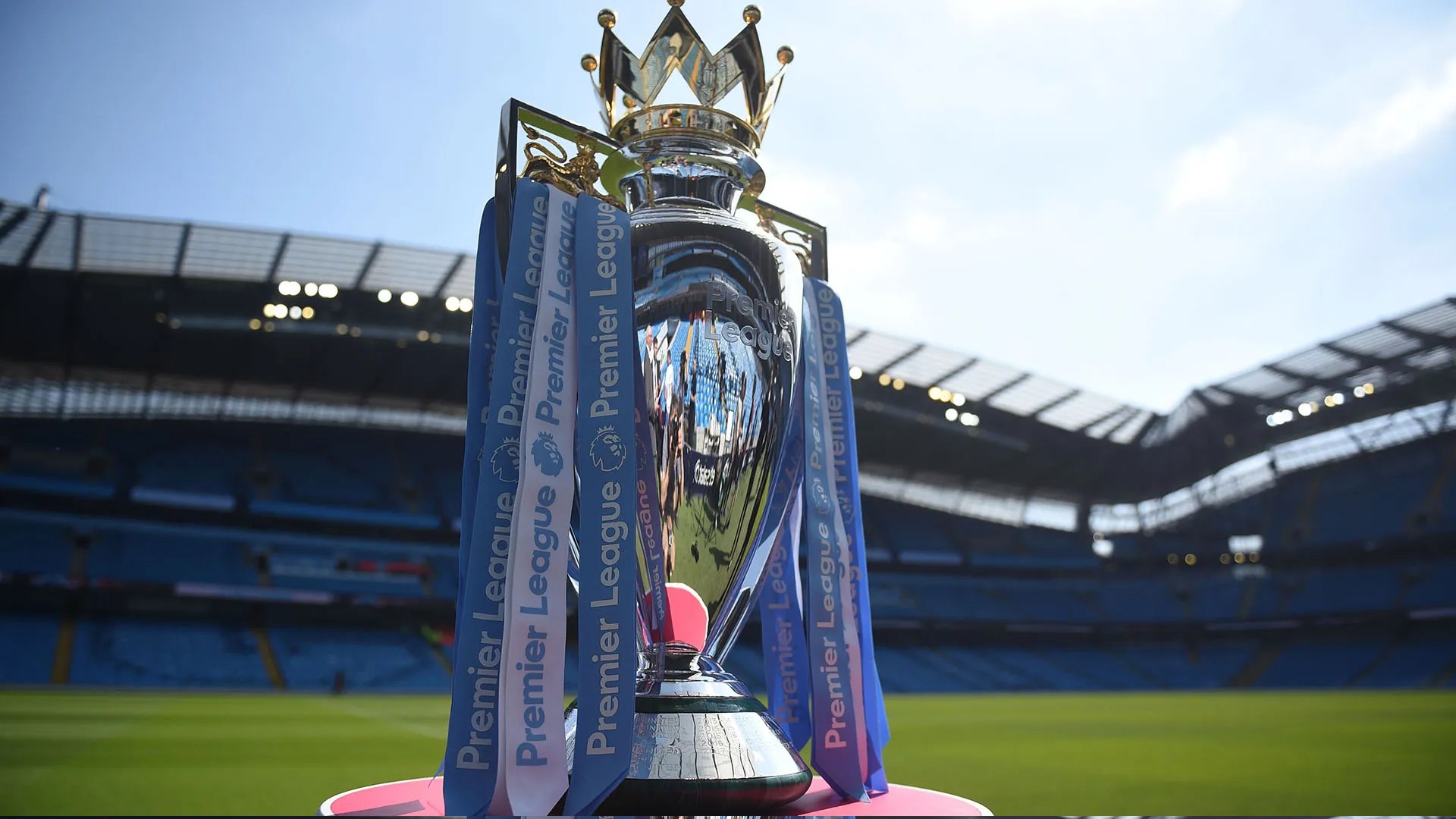 City or Arsenal? Premier League to Have Two Trophies Just in Case ...