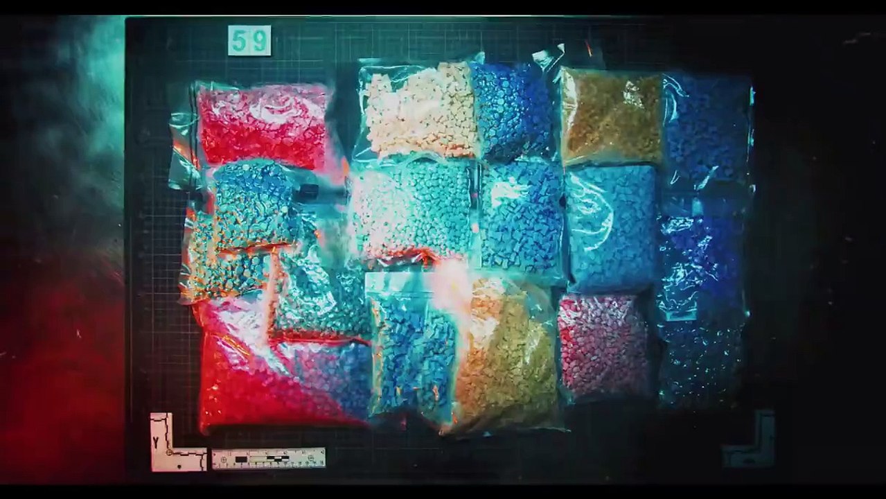 Shiny_Flakes : Le petit baron du darknet Bande-annonce (ES) - Vidéo ...