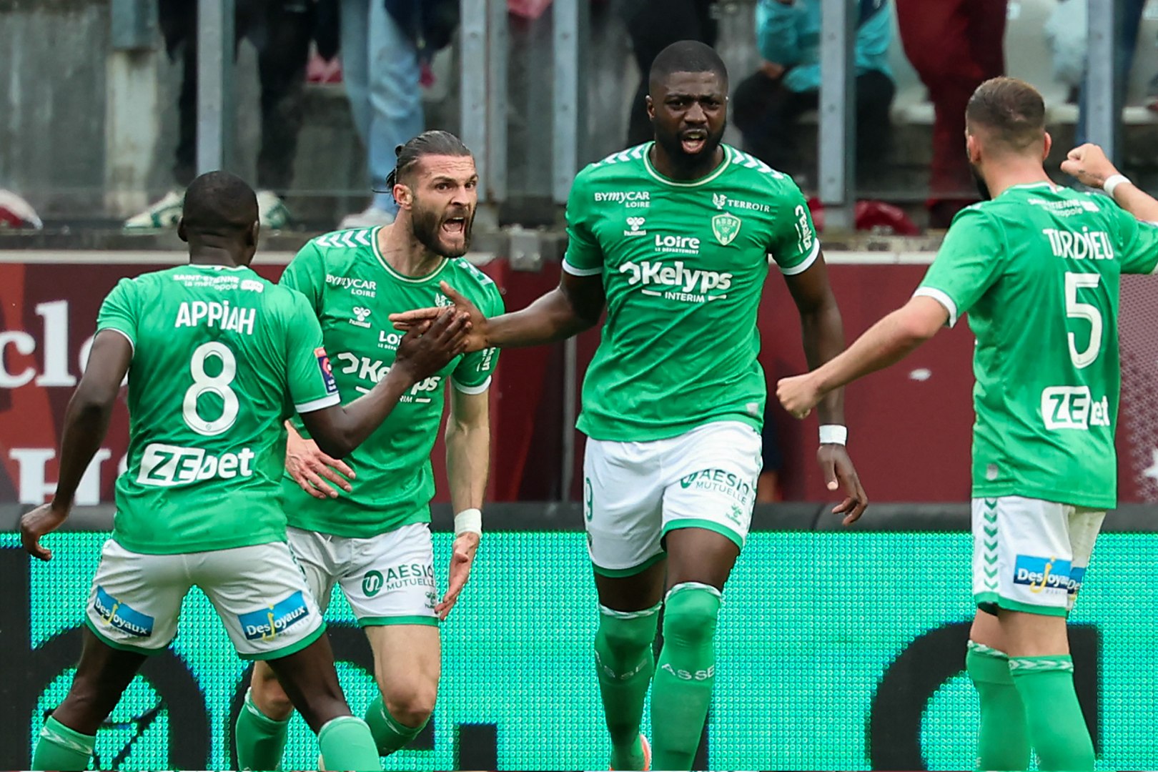 Saint Etienne Return to Ligue 1! | beIN SPORTS