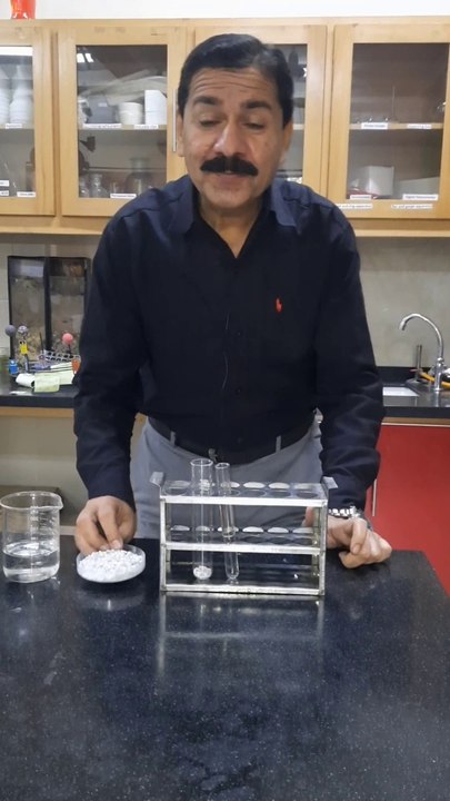 lime water test with CO2 - video Dailymotion