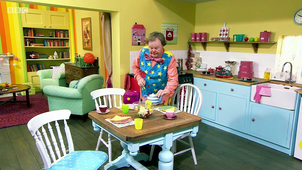 Cbeebies Something Special We're All Friends 7 Stories 9x11...mp4 ...