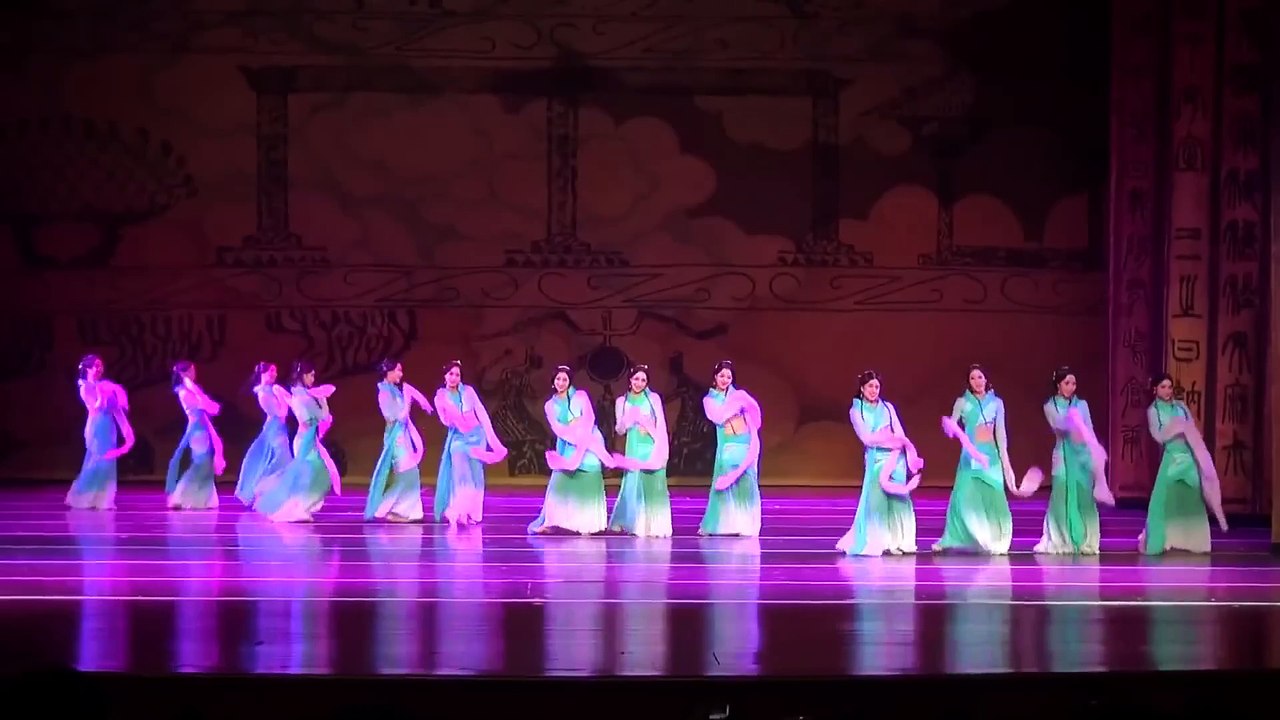 Beautiful Chinese Classical Dance【5】《采薇舞》A-1080p - video Dailymotion