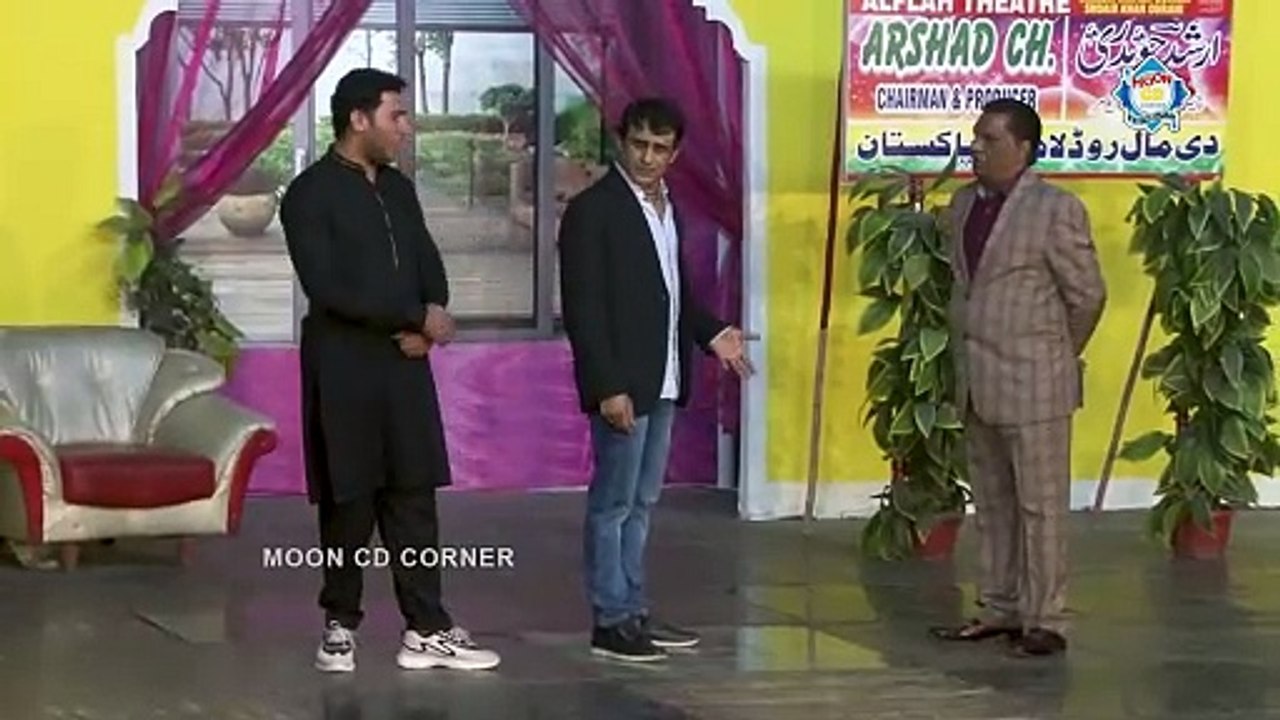Agha Majid and Amanat Chan With Ali Naz Latest Stage Drama Phul Motiye ...