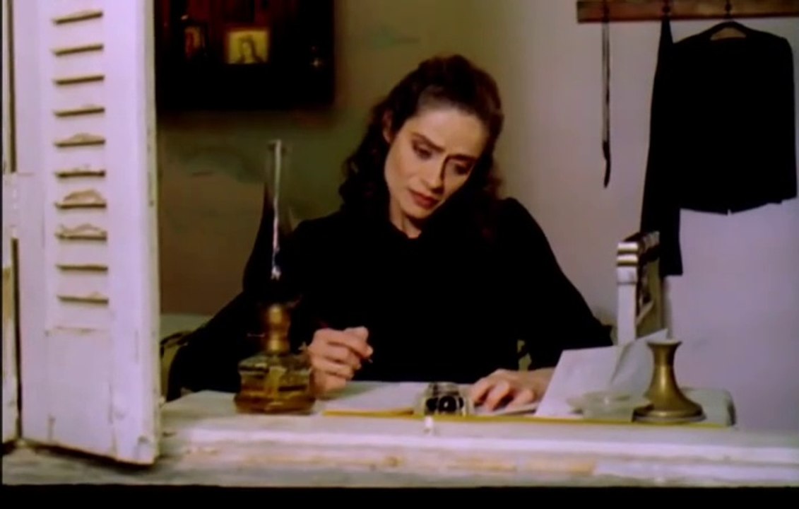 BLACK & WHITE -- MYRON __ '''ΦΟΒΟΥ ΤΟΥΣ ΕΛΛΗΝΕΣ''' - video Dailymotion