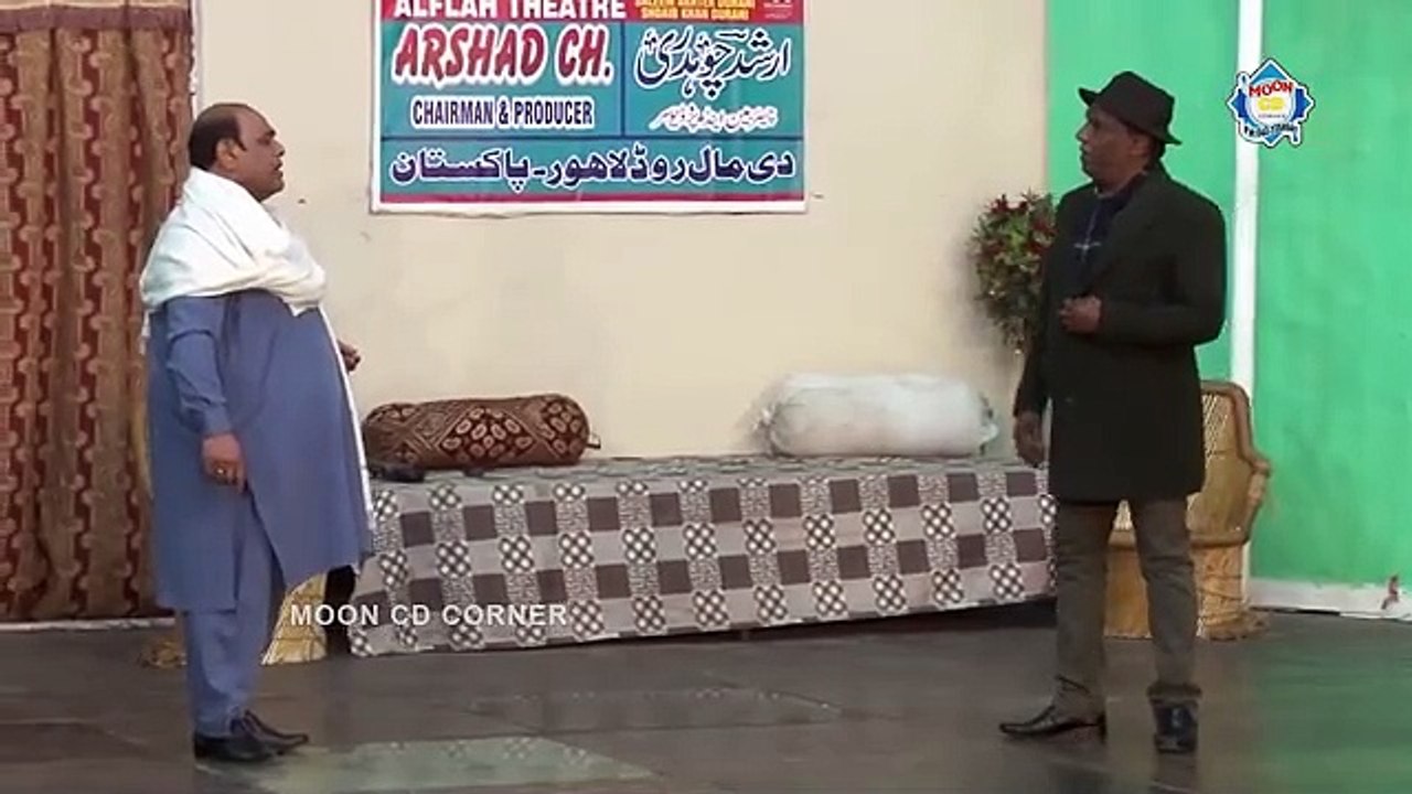 Agha_Majid_and_Feroza_Ali___Amanat_Chan___Comedy_Clip___New_Stage_Drama ...