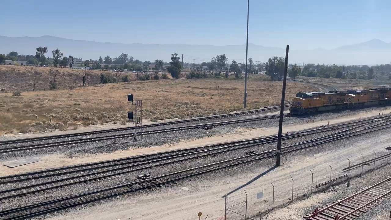 UP 6246 Arriving Westbound Manifest Train at West Colton Yard - video Dailymotion