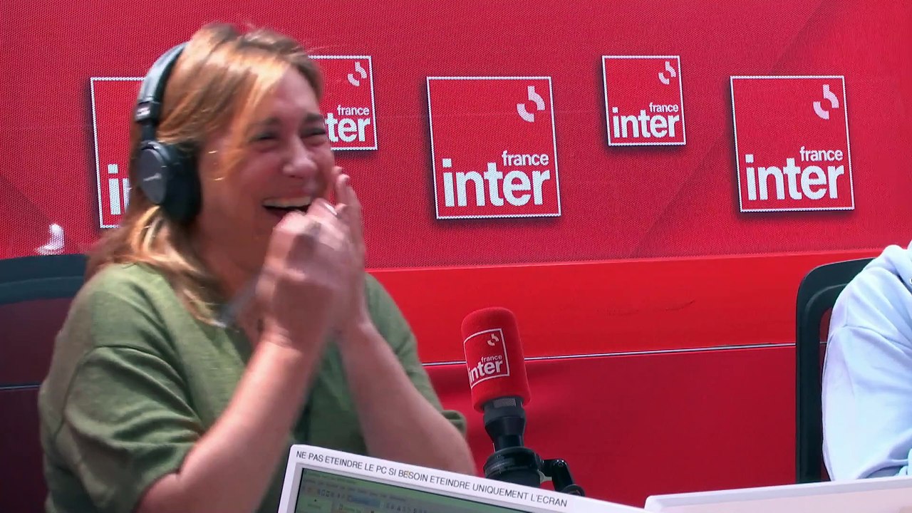 Brigitte Macron dans Emily in Paris - Le billet de Daniel Morin - Vidéo ...