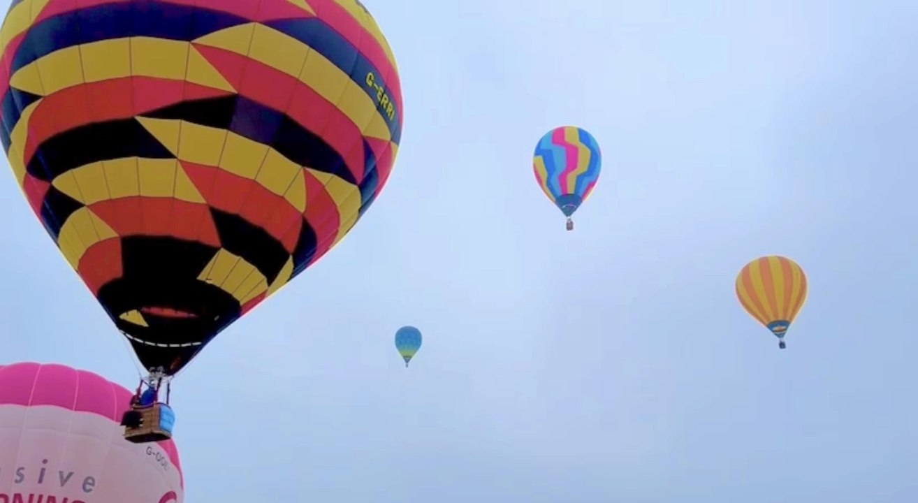 West Wales hot air balloon festival causes gridlock for Carmarthen ...
