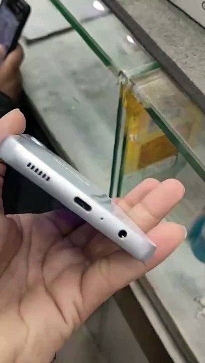 SAMSUNG A05 2024 - video Dailymotion