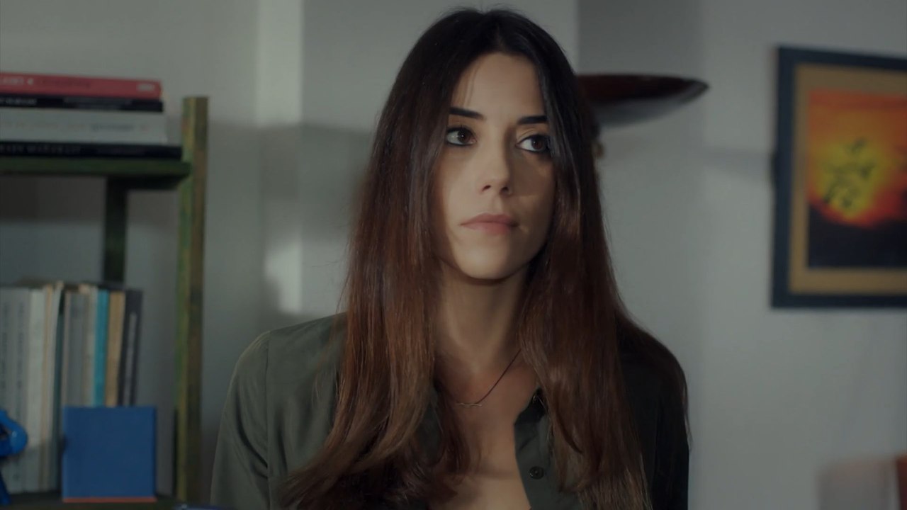 Madre - Capítulo 1 (Audio Español) | Anne - Dailymotion Video