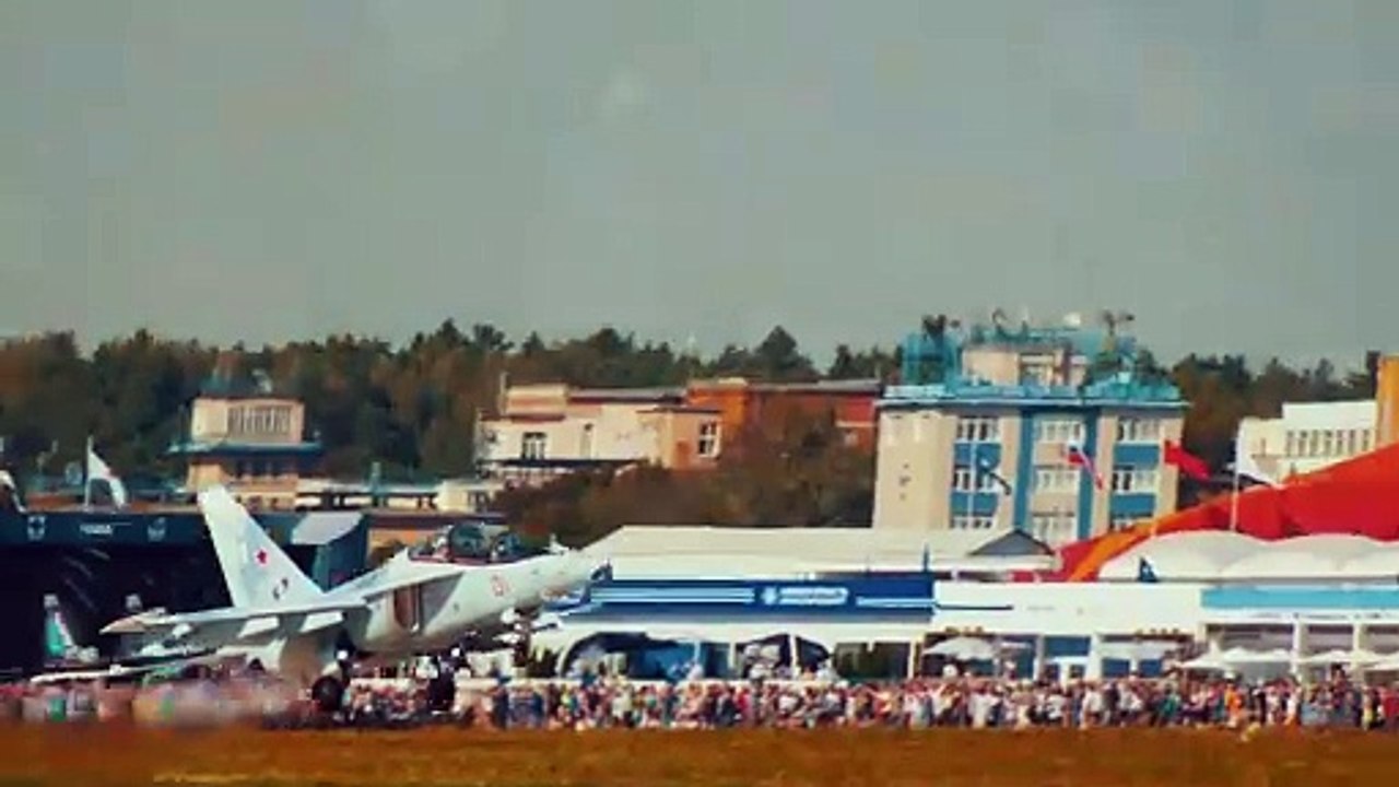 "New Russian Su-35S Fighter Jets' Super-Maneuverability Display at MAKS ...