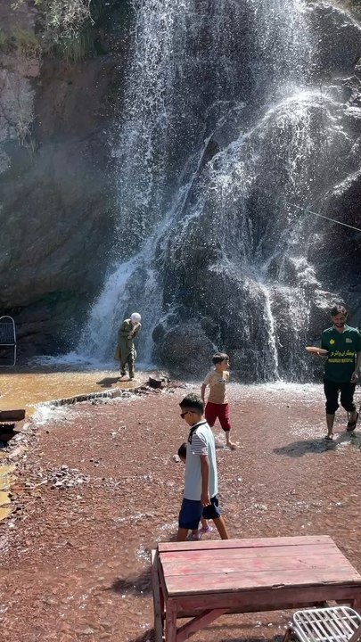 Panjgran waterfall - video Dailymotion