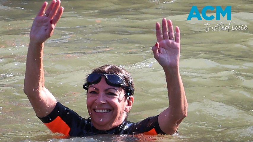 Paris mayor swims in Seine river to highlight Olympic-ready cleanliness ...