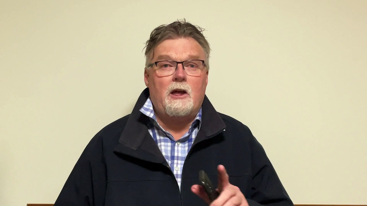 DAVID BREHAUT CHFL - NEWLYN V SPRINGBANK DRAMA - video Dailymotion