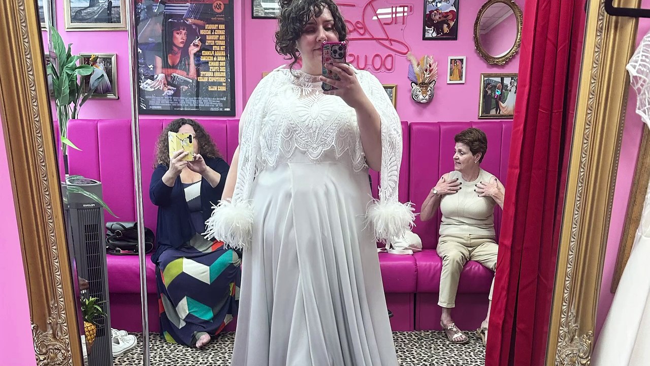 Fat bride-to-be is refuses to diet ahead of her wedding - video Dailymotion