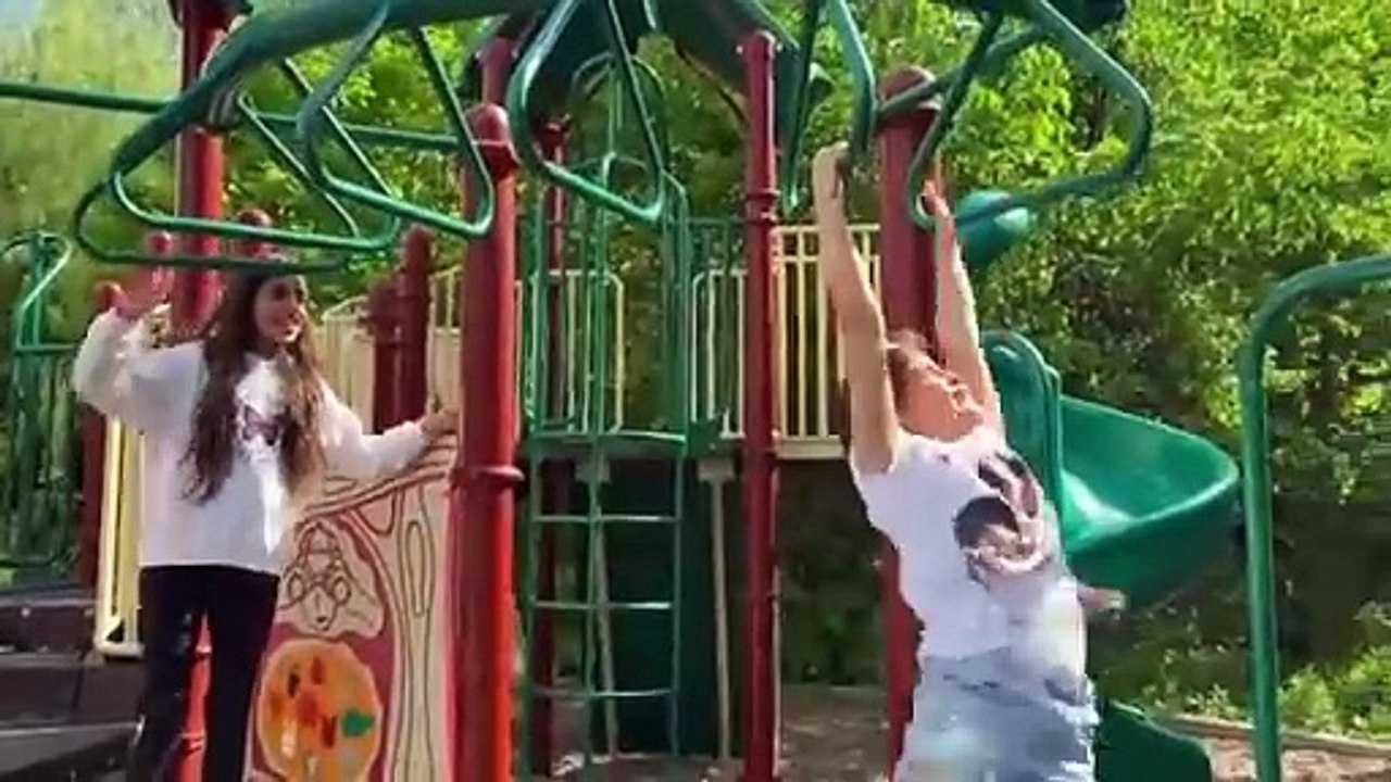 Deema and Sally get stuck at the Playground Park _ Fair Play for kids ...