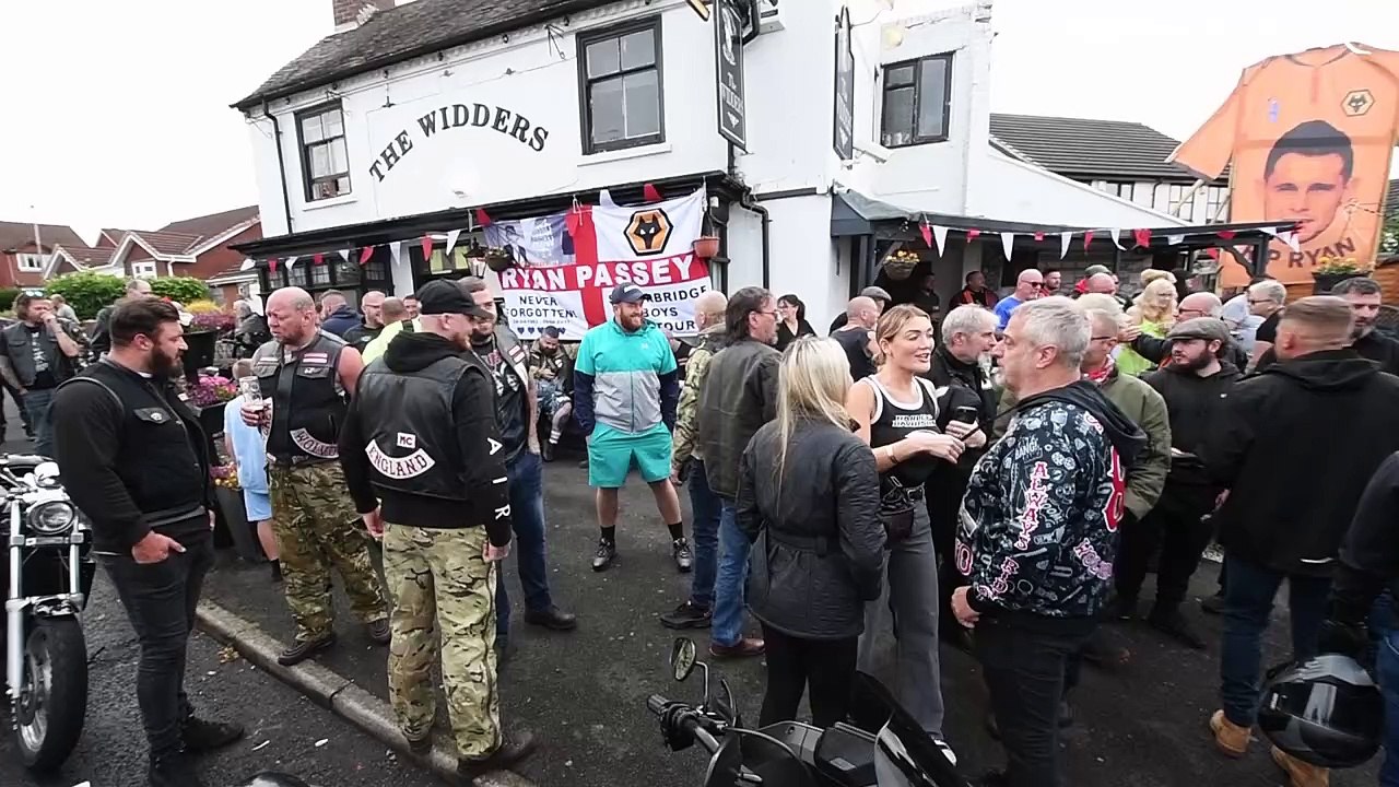 Ride for Ryan bike ride, in memory of murdered Ryan Passey. - video ...