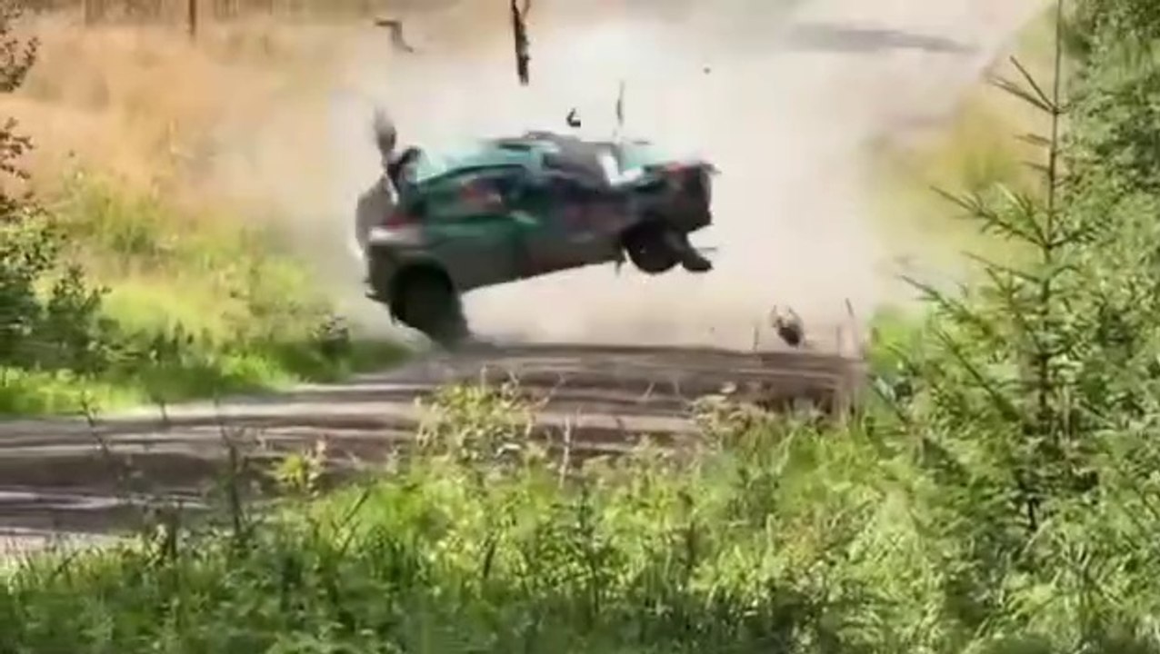 WRC Finland 2024 RC3 Massive Crash Rolls Chatillon Clio - Vidéo Dailymotion