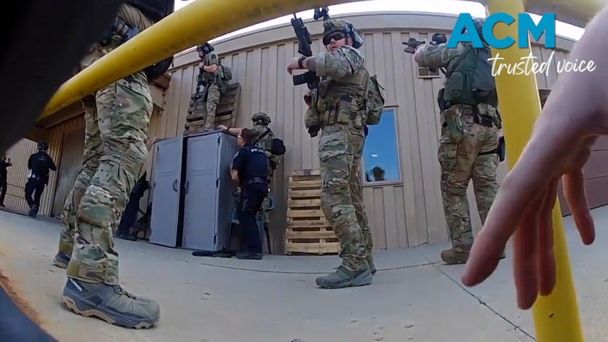 Body camera footage shows dramatic moments police intercepted would-be ...