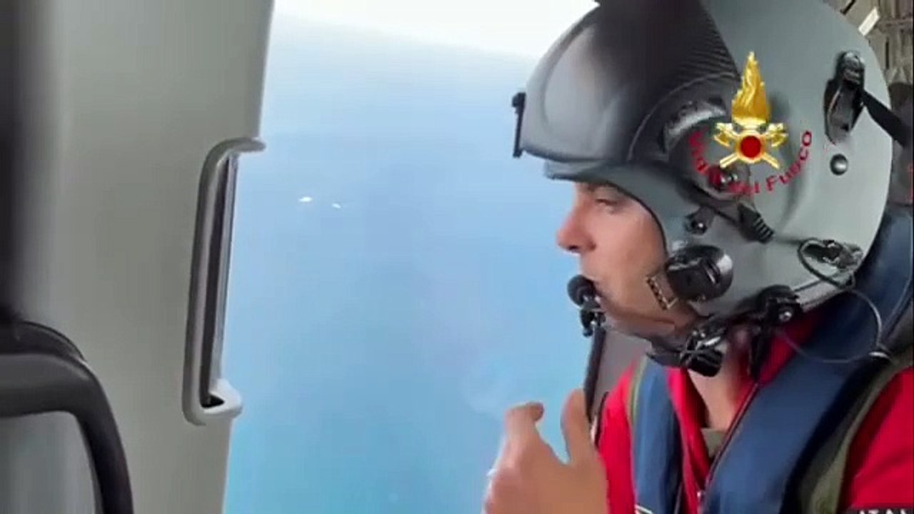 Porticello, i sub riescono ad entrare nello scafo del Bayesian da una ...