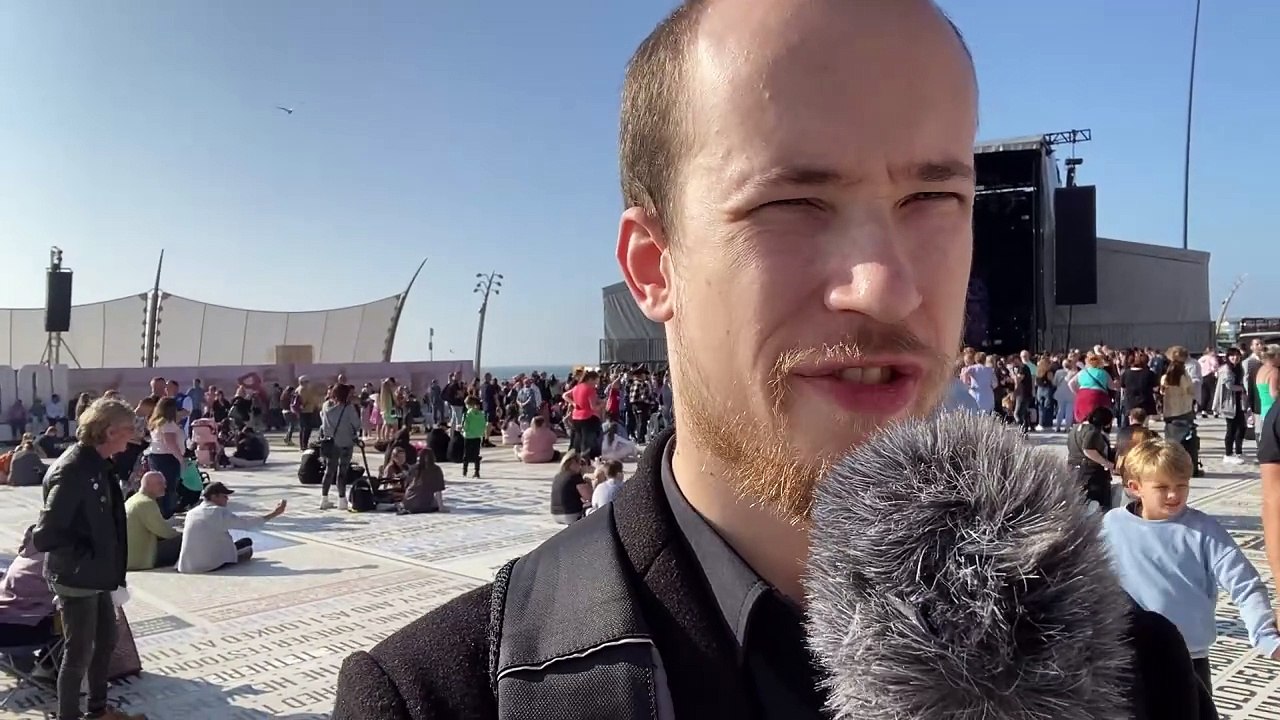 Reporter Luke Patrick at the Blackpool Illuminations switch on - video ...