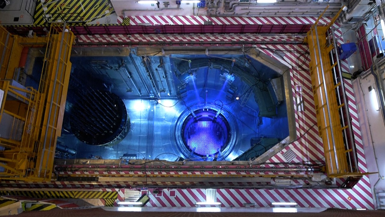 EPR de Flamanville : le réacteur nucléaire s’arrête 24 heures après son lancement - Vidéo ...