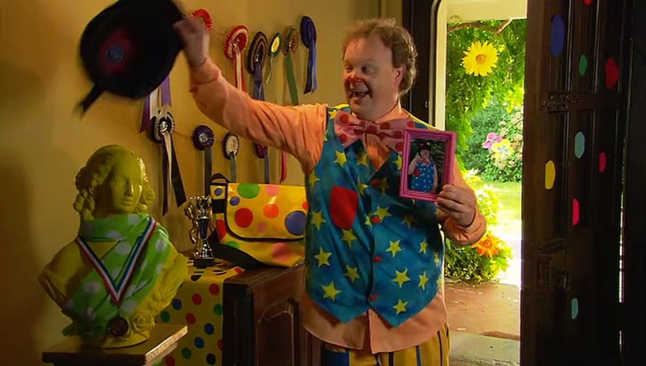 Cbeebies Something Special Out And About Pony Trekking 7x16...mp4 ...