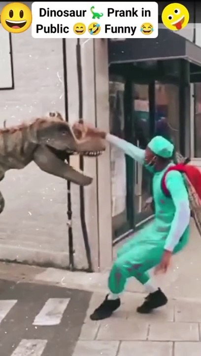Dinosaur Prank in Public _dinosaurprank _staysafe _video _viral _fypシ ...