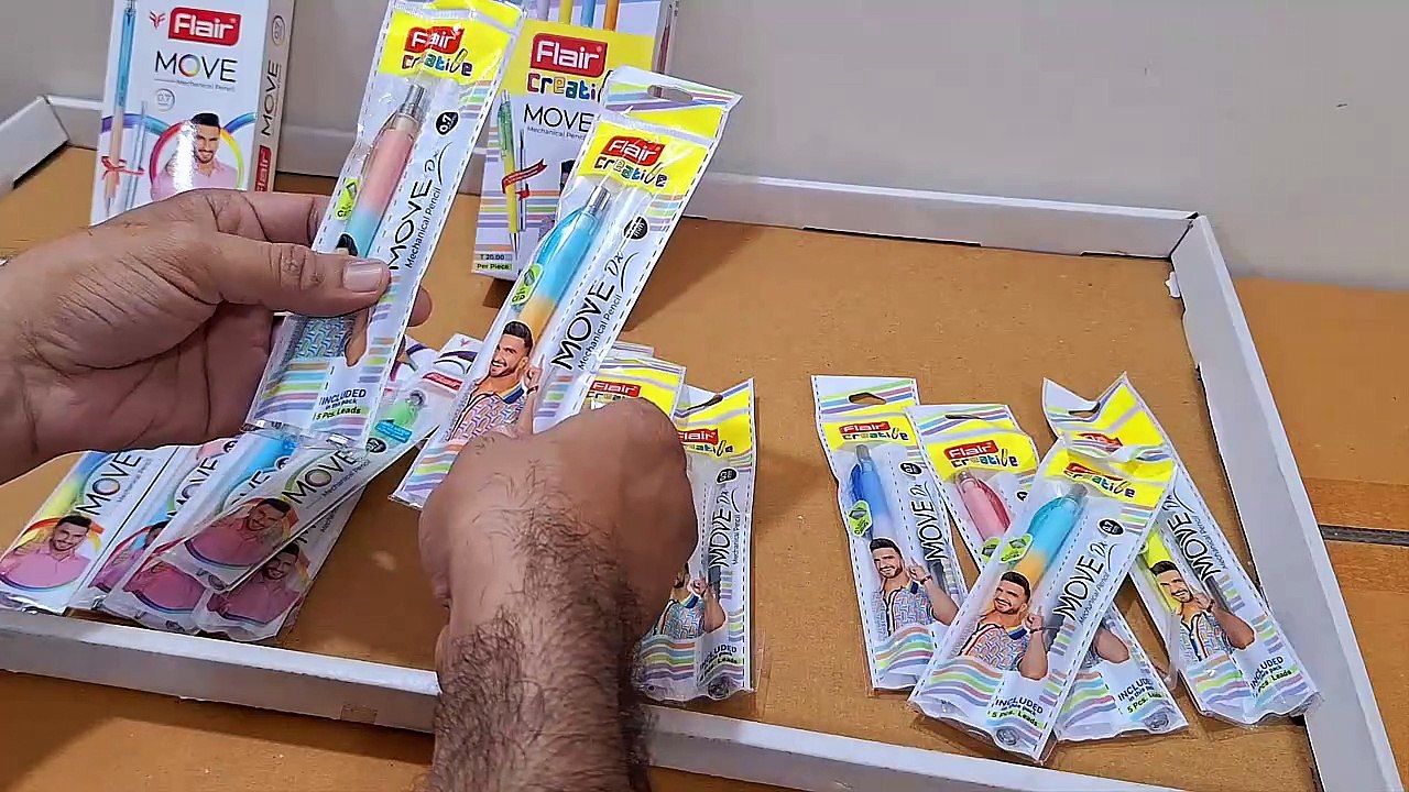 Unboxing and Review of flair creative move mechanical pencil 0.7 for ...