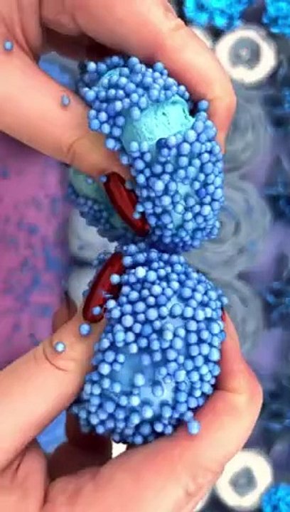 Satisfying SOAP ASMR Clay cracking, soap cutting and more - video ...