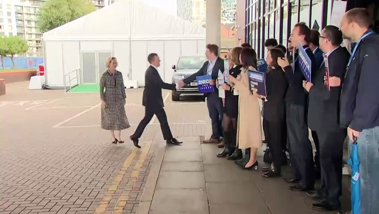 Robert Jenrick arrives at Conservative Party conference - video Dailymotion