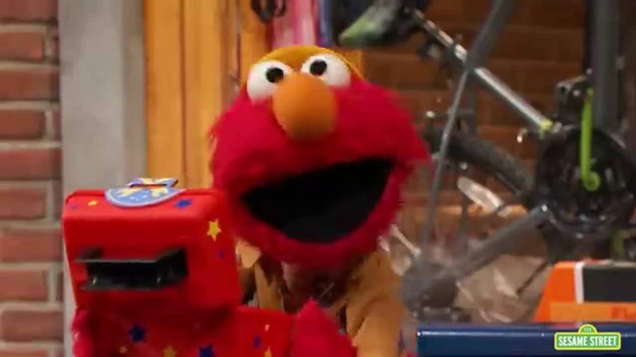 Elmo Goes to Space | TWO Sesame Street Full Episodes - video Dailymotion