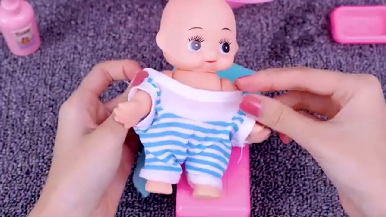 Realistic Minnie Mouse collection , unboxing toys - video Dailymotion