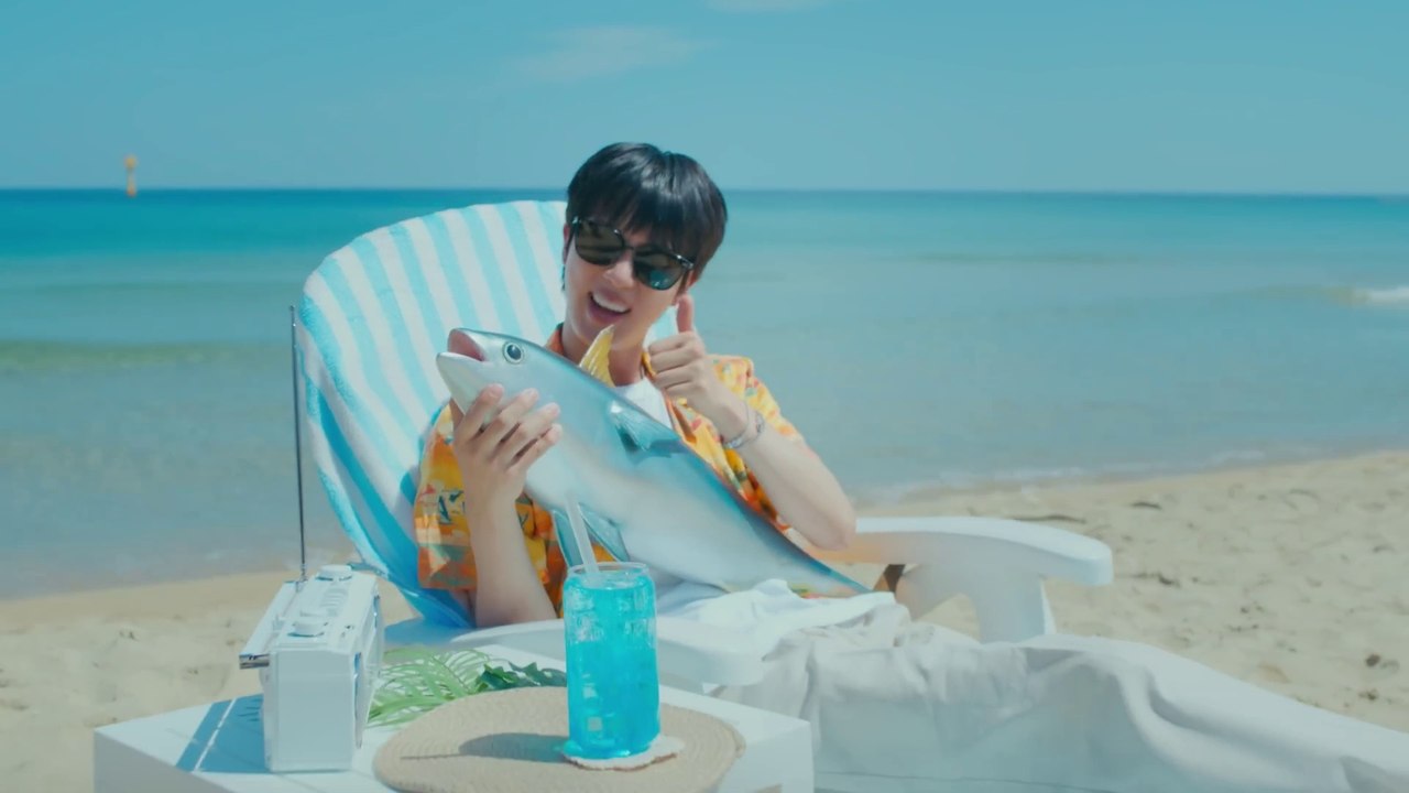 Jin 진 Super Tuna Song Special Video - video Dailymotion