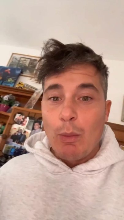 il bel regalo per il nonno un' uovo - Video Dailymotion