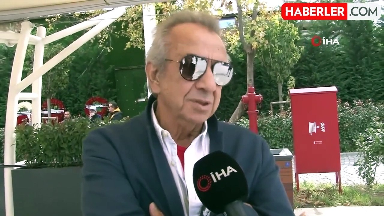 Usta Sanatçı Suphi Tekiner Son Yolculuğuna Uğurlandı - Dailymotion Video