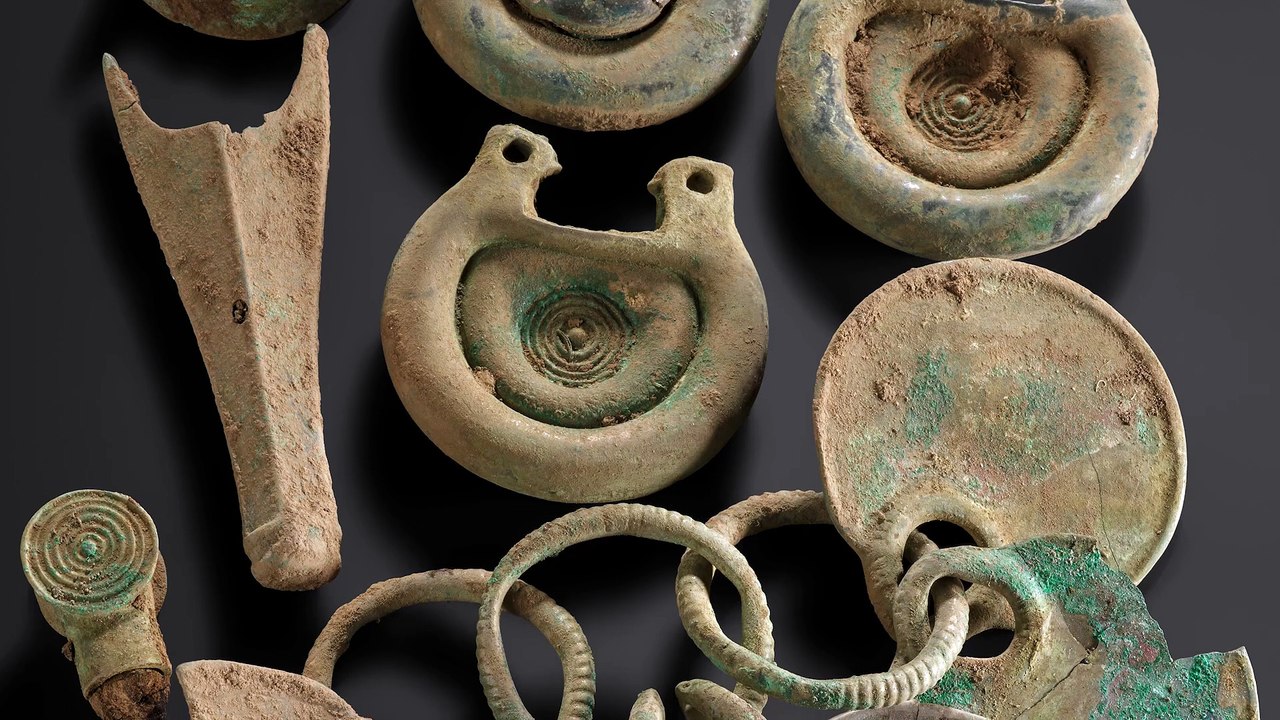 National Museums of Scotland: Peebles Hoard saved for the nation ...