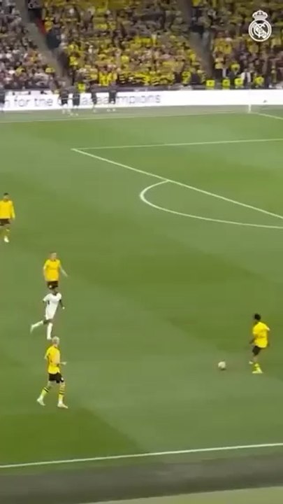 Ucl 15 BEST TEAM EVER - video Dailymotion