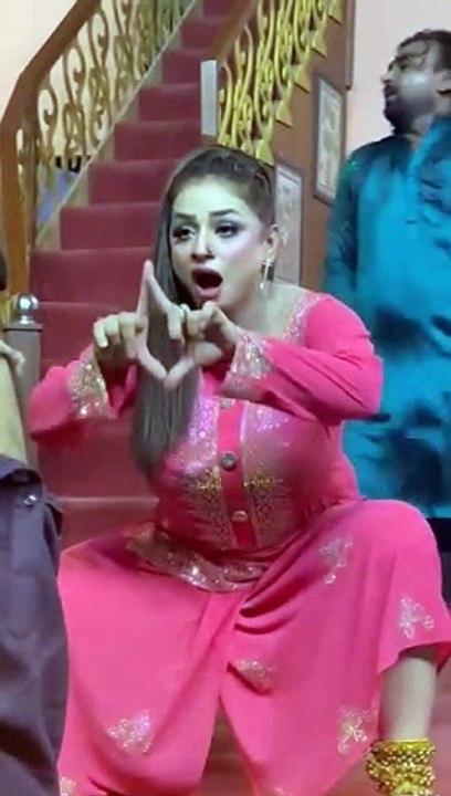multan stage dance - video Dailymotion