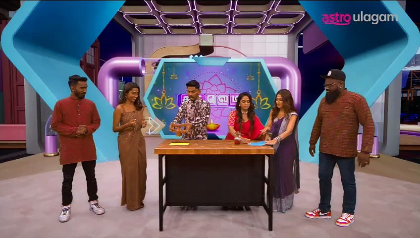 A vibrant group of influencers—Thiyagu B, Marie Dashani, Vickneswari ...