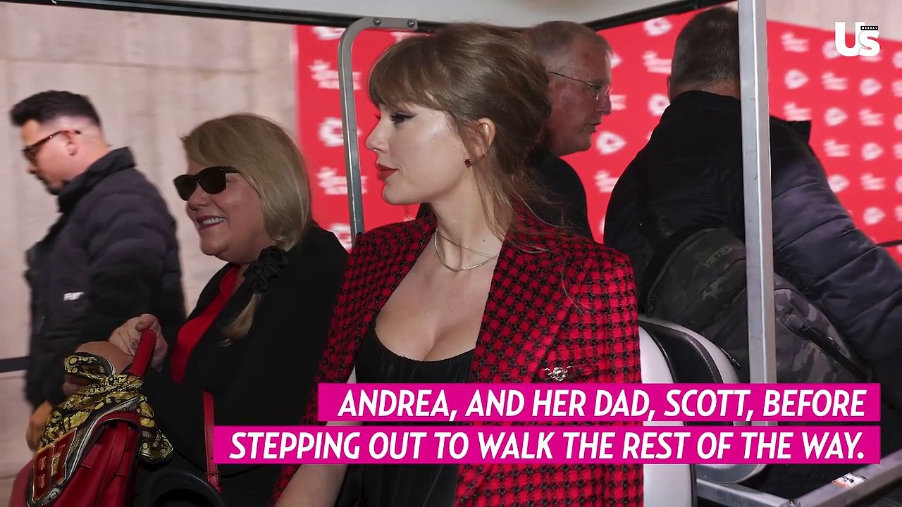 Taylor Swift Politely Corrects Photographer Manners at Chiefs Game ...