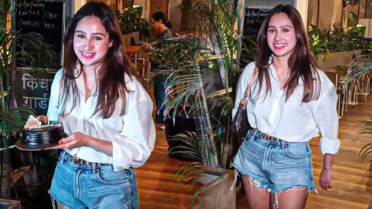 Ishq-Vishk Rebound Star Pashmina Roshan Celebrates Her B'day With The ...