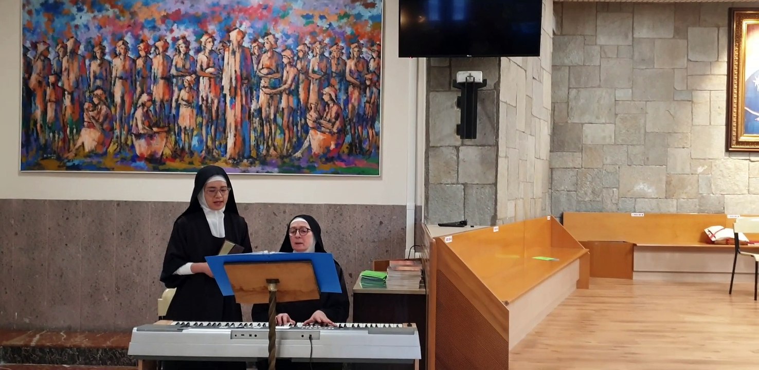 Monache e Frati O.Carm. - Ave Maria - Latino cantato - Video Dailymotion