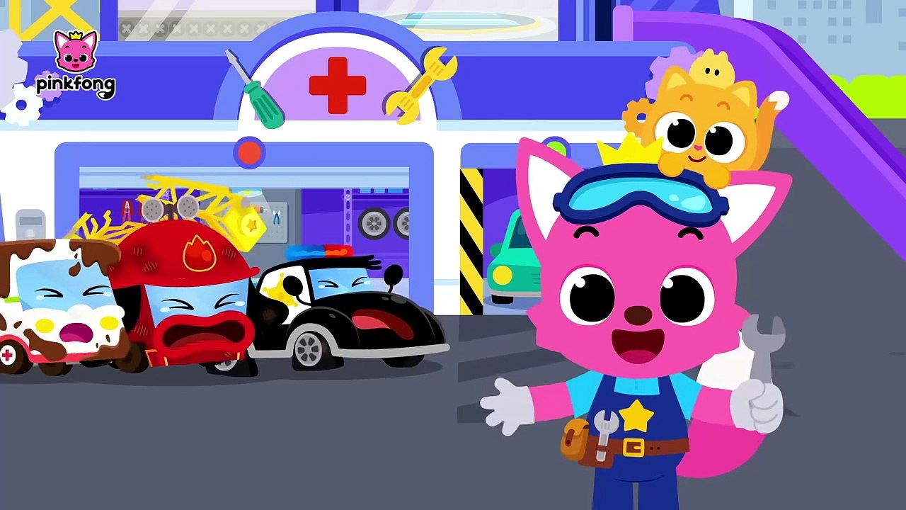 🚨 Police Car Wheel Broken! | Car Mechanic Fixes It | Pinkfong Super ...