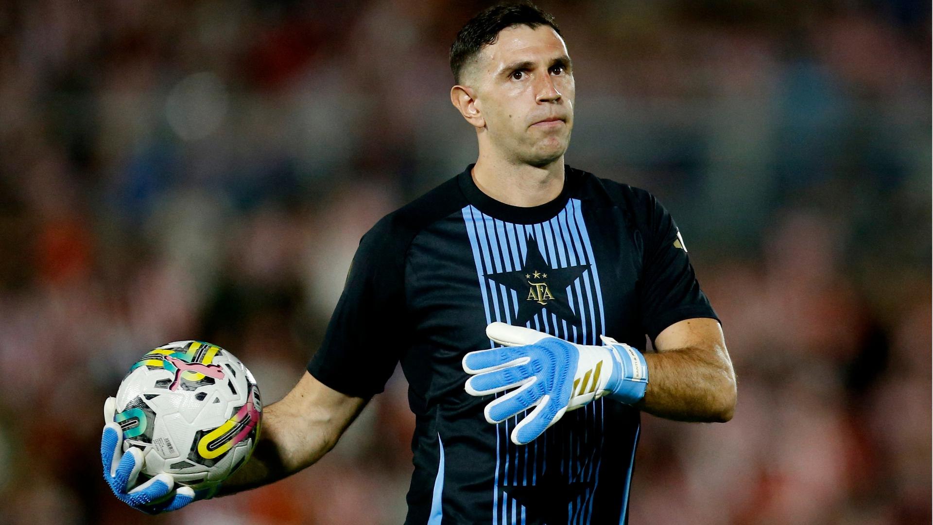 Dibu Martínez's Secret Ritual to Stay the Best Goalkeeper in the World ...