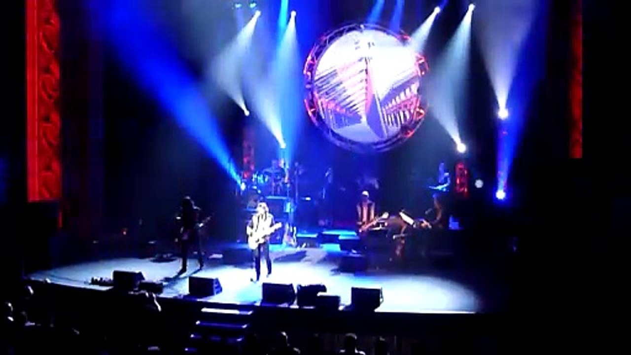 Night at the Rock Opera - Another Brick In The Wall - video Dailymotion