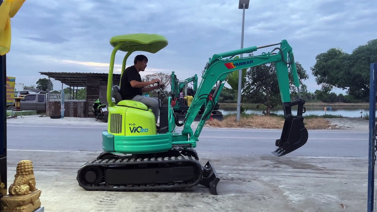 Yanmar VIO20 - video Dailymotion
