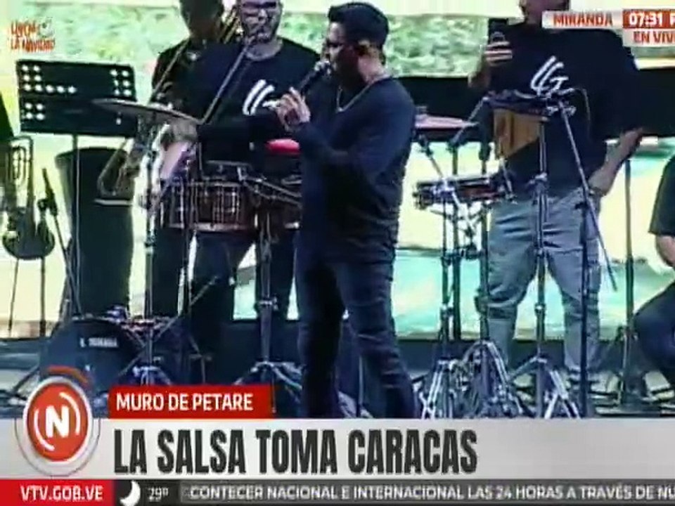 Pueblo venezolano disfrutan del concierto “La salsa toma los barrios ...
