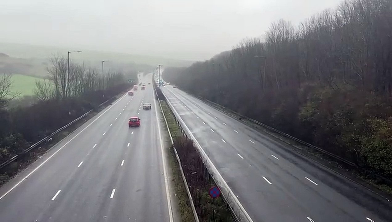 A27: Video shows closure in East Sussex after car fire - video Dailymotion